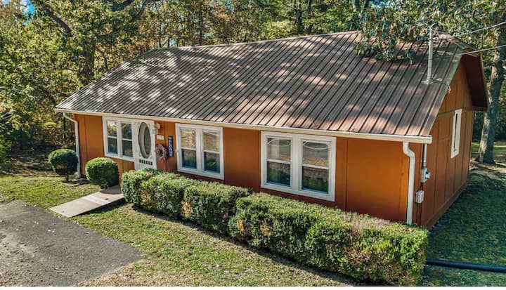Bb's Mountain Retreat Right In Downtown Mentone - Mentone, AL
