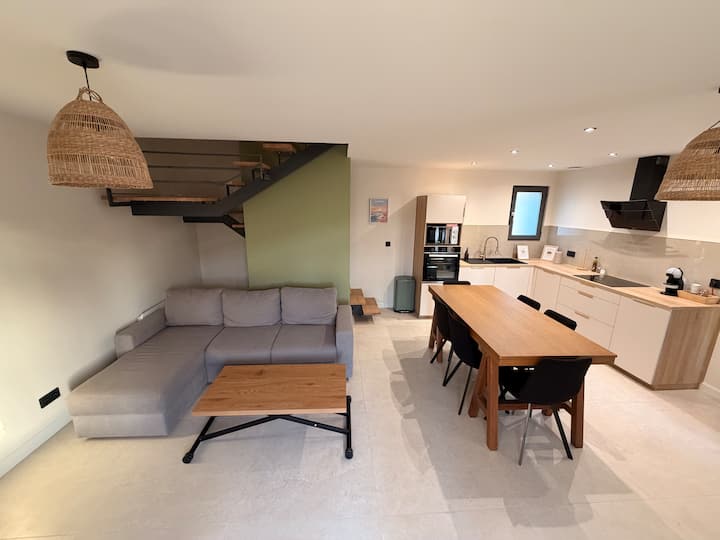 Maison Avec Jardinet Et Parking - Proche Avignon - Le Pontet