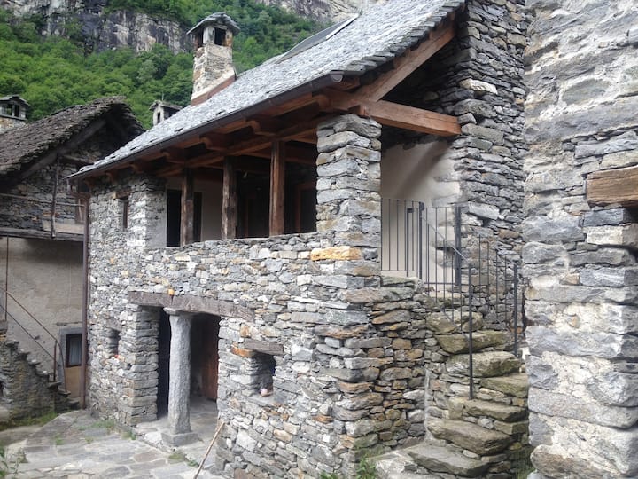 La Rosada - Casa Tradizionale In Valle Bavona - Formazza