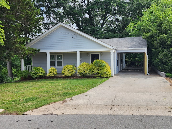 Cozy Family Home In Buford 3/2 (2k/1q) - Buford, GA