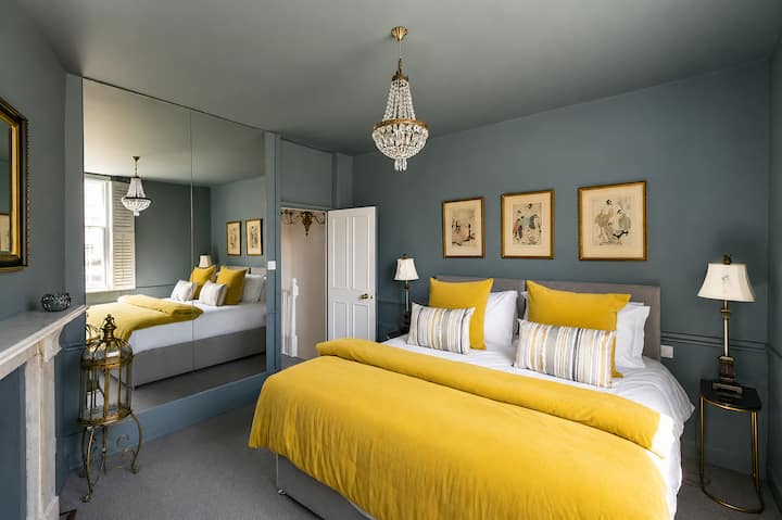 Elegant Georgian Townhouse · Lansdown, Bath - Bath