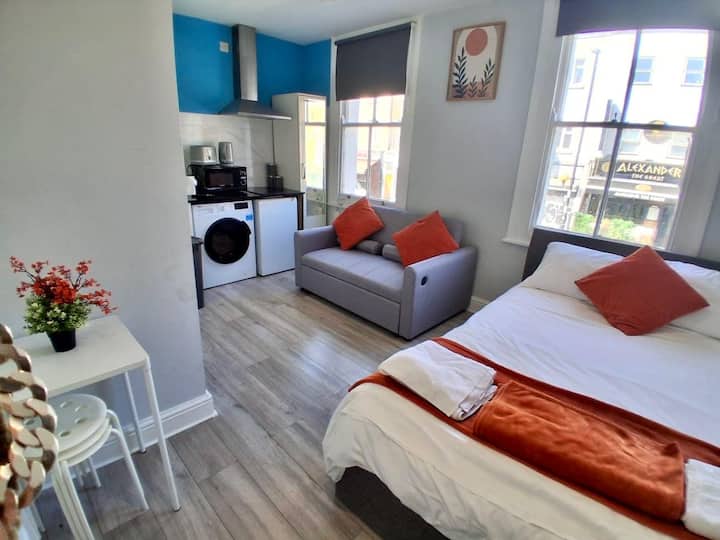 Camden Studio Aprt Sleep4 - London, UK