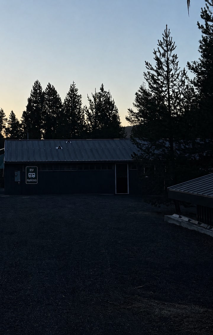 Pine Creek Rv Getaway - Odell Lake, OR