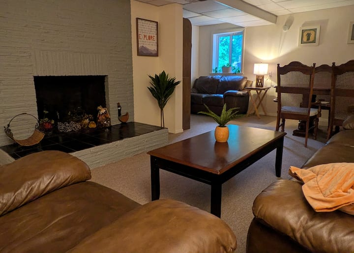 Private & Cozy Seattle Retreat | No Cleaning Fee - Shoreline, WA