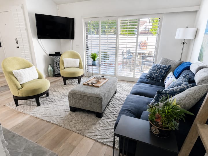Mesa Beach Condo - Santa Barbara
