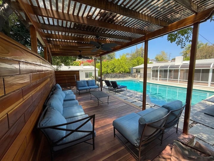 3bds Nest W/ Pool - Calabasas, CA