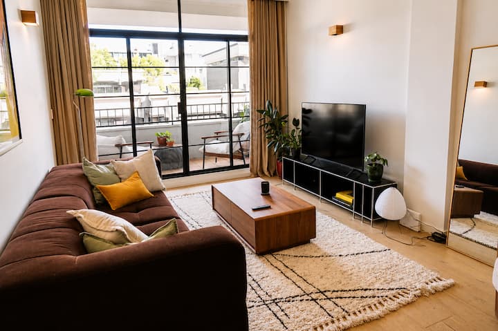 Surry Hills Luxe - Rooftop Pool, Tennis & Views - Sydney