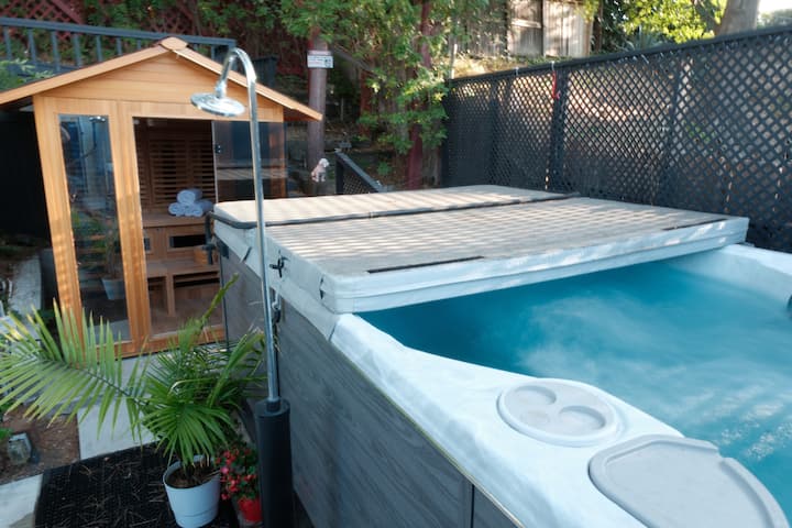 Hidden Zen Retreat. Private Spa, Sauna, And Garden - Calabasas, CA