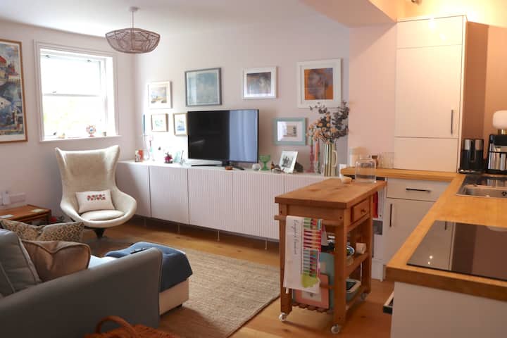 1 Bedroom Garden Flat In Eastbourne Centre - Eastbourne