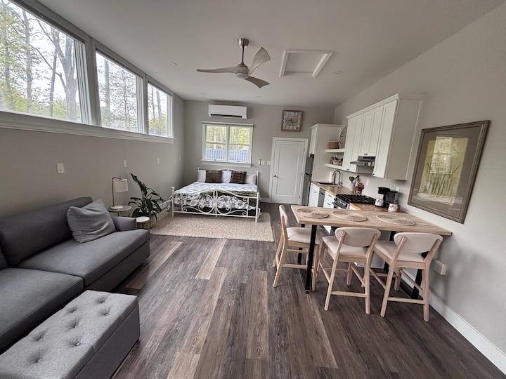 Studio B - Sleeps 4 - Cape May, NJ