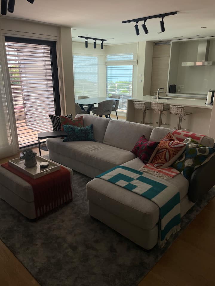 High Floor Apt With Terrace & Lake View - Crissier