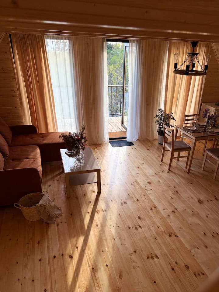 Greenside Buknari - Geórgia