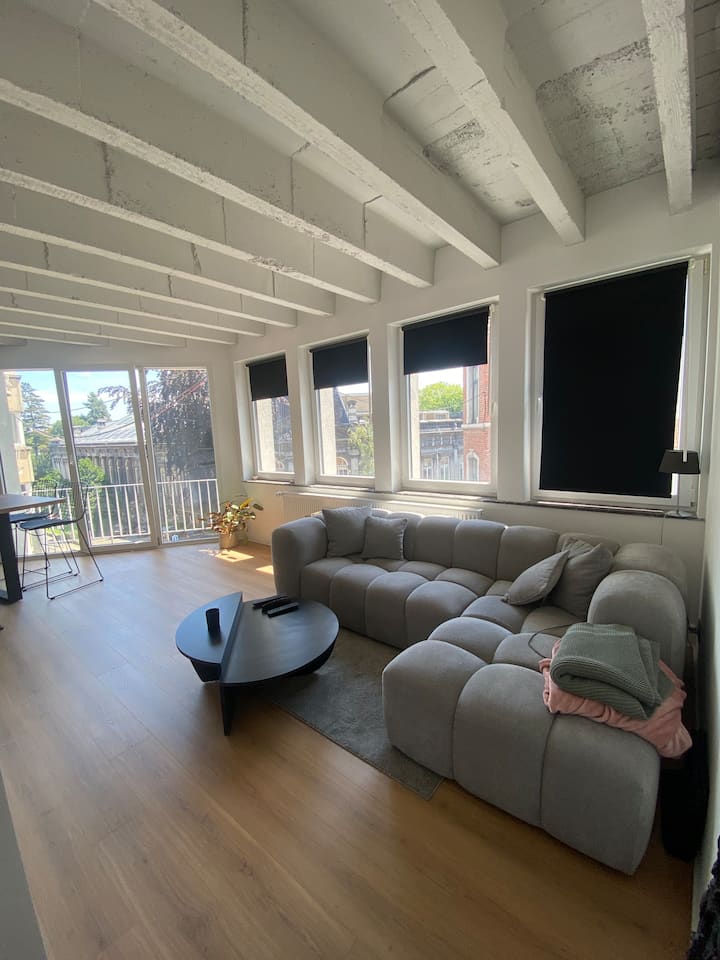 Appartement Moderne Et Cosy Proche Du Centre - Luik