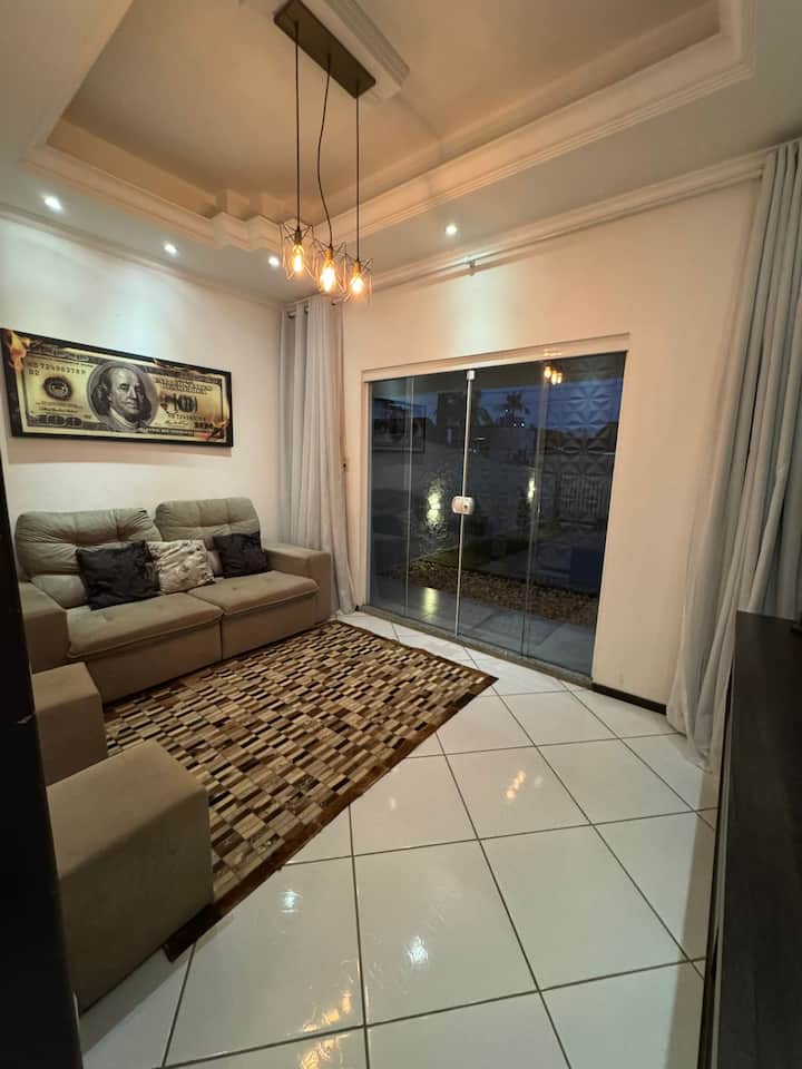 Ampla E Aconchegante Casa No Bairro Floresta. - Joinville