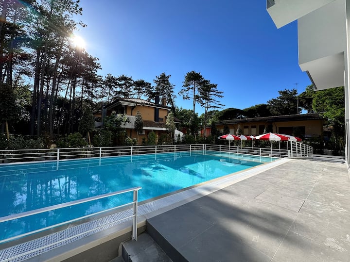 Penthouse Avec Accès à La Piscine Près De La Plage - Bibione
