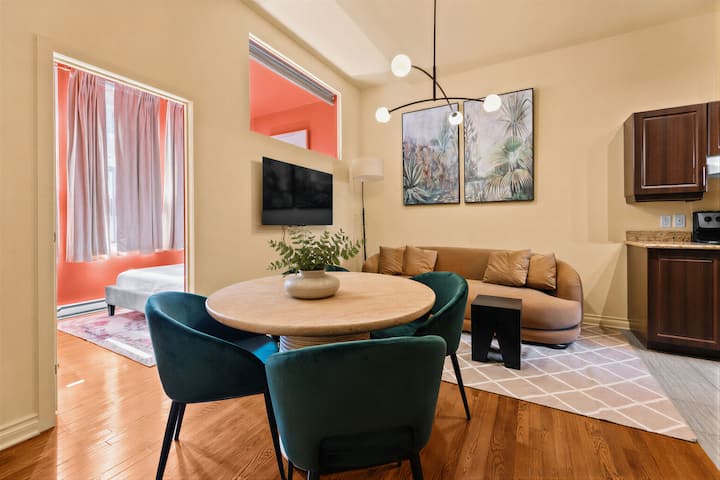 Nova - 3br Boutique Suite On Boul St-laurent - Olympic Stadium