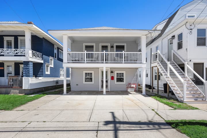 Single Family Home Steps To The Beach In Sea Isle - Sea Isle City, NJ