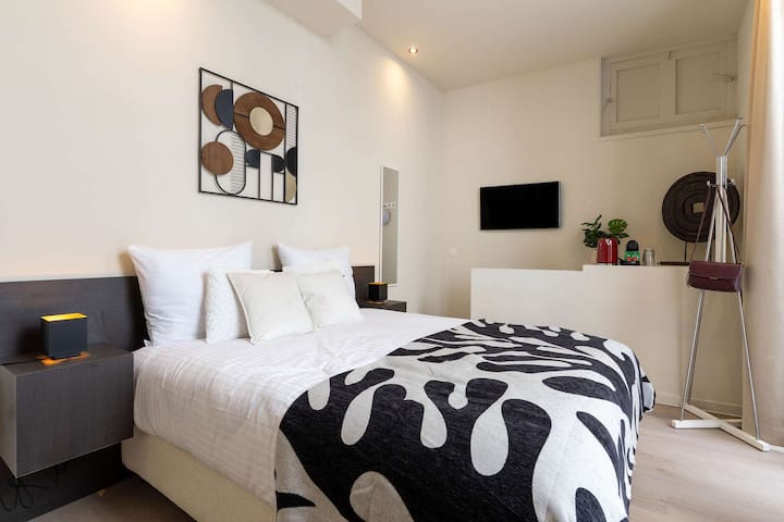 Duplex With Cave Bathroom Near The Cathedral - Amberes