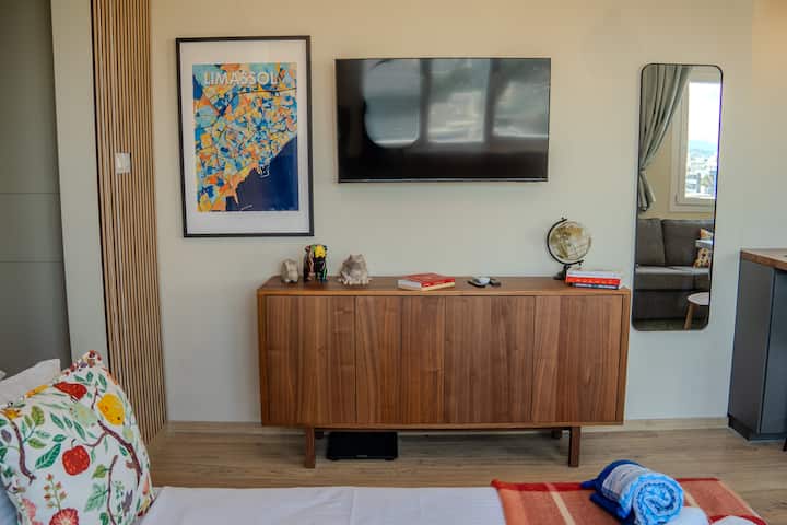 New Beautiful Loft 4.98 Super Host & Sea Access - Cipro