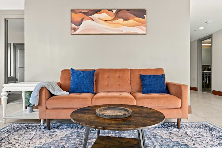 Stylish High-rise Loft In Downtown Detroit, City V - Detroit, MI