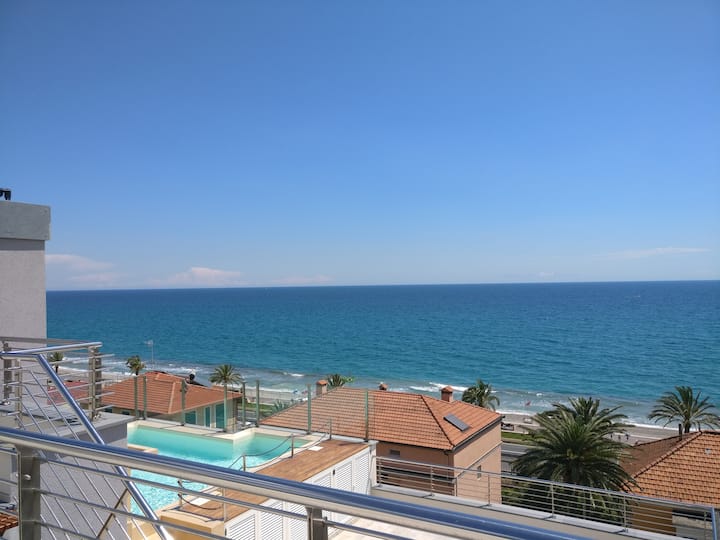Residenze Iolanda - Rock Apartment (Settimanale) - Pietra Ligure