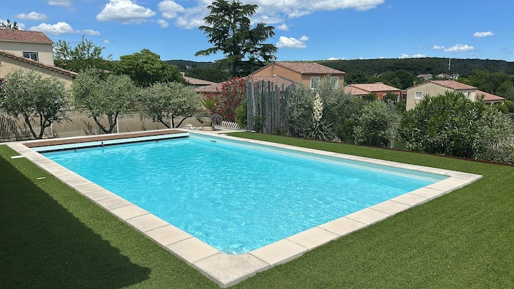 Une Escapade Ensoleillée Au Coeur Des Cévennes - Alès