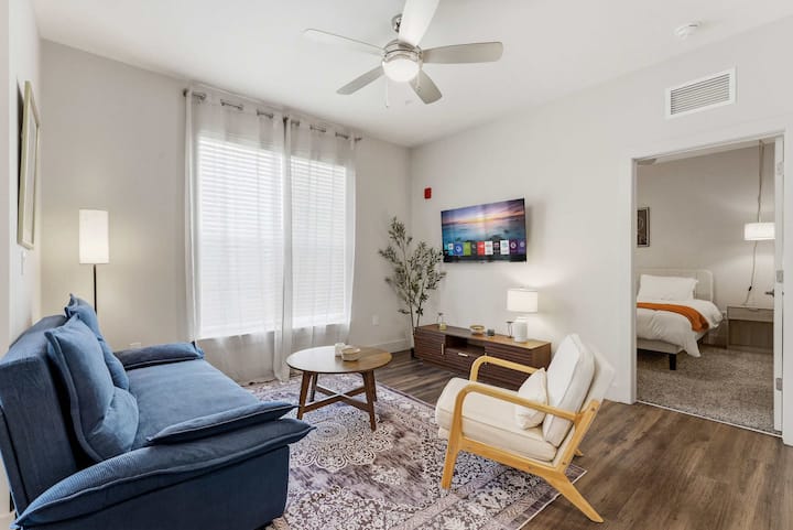 Luxury 1br & Resort Amenities - 6min To Epic&uni - Orlando, FL