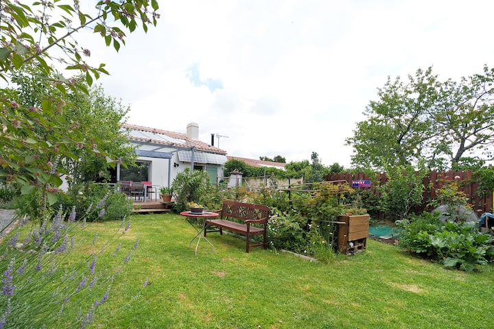 Maison À Proximité De Nantes - Bouguenais