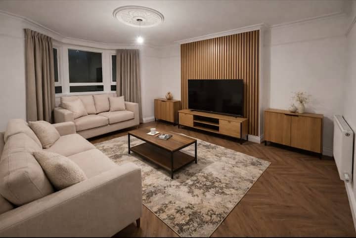 3bdr Home| Long Term Discount| Free Parking - 利物浦