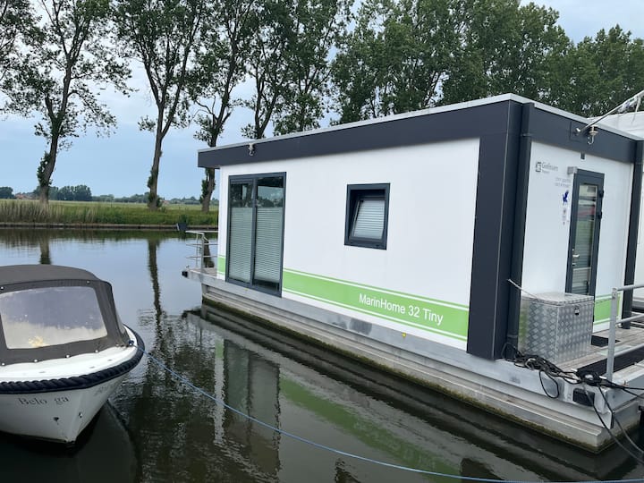 Tiny House Op Het Water. - Nieuwpoort