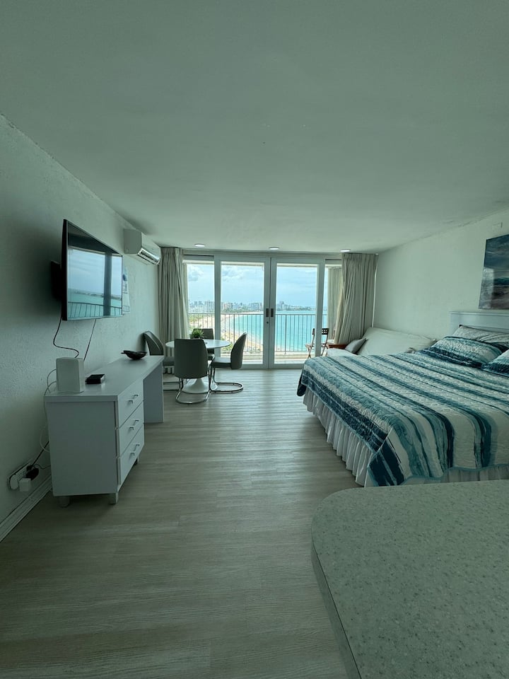 Beach View Apartment @ Esj Towers - Portoryko