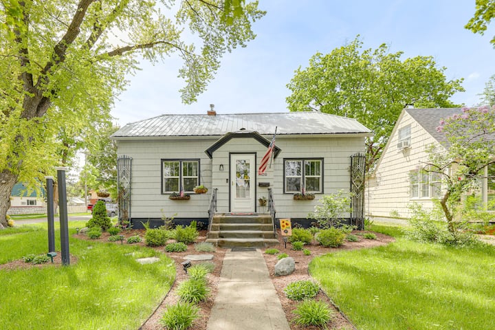 Walkable Family Home In The Heart Of Kalispell - Kalispell, MT
