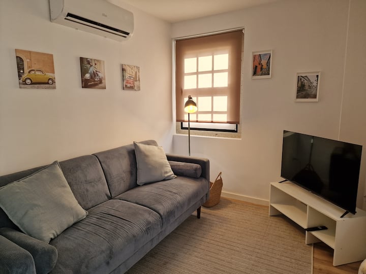 Casa Da Villa — Praça Da República, Monção - Lara