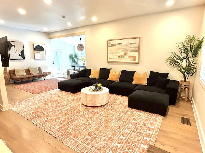 Nordic Haven 12 Bedroom 6 Bath Hot Tub Sleeps 34 - Atlanta, GA