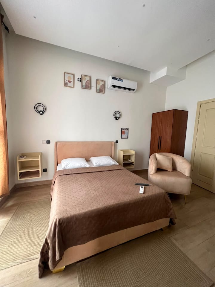 Studio Moderne Bzv Bacongo - Wifi, Clim & ÉLec24/7 - République du Congo
