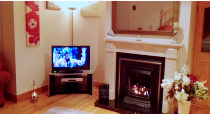 Roselena - 4 Bed / 2 Ensuite / 1 Bathroom - Portsalon