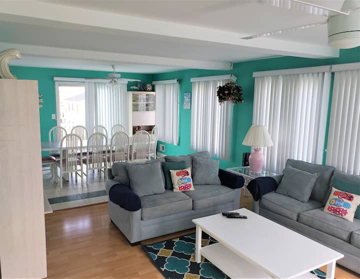Ship Bottom, Lbi W/pool - 2 Houses From Beach - Beach Haven, NJ
