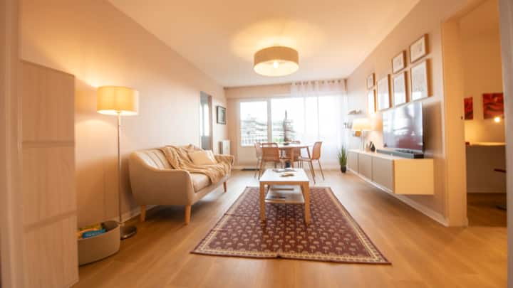 3 Pièces, 2 Chambres, 74 M2 Parking Proche Centre - Amiens