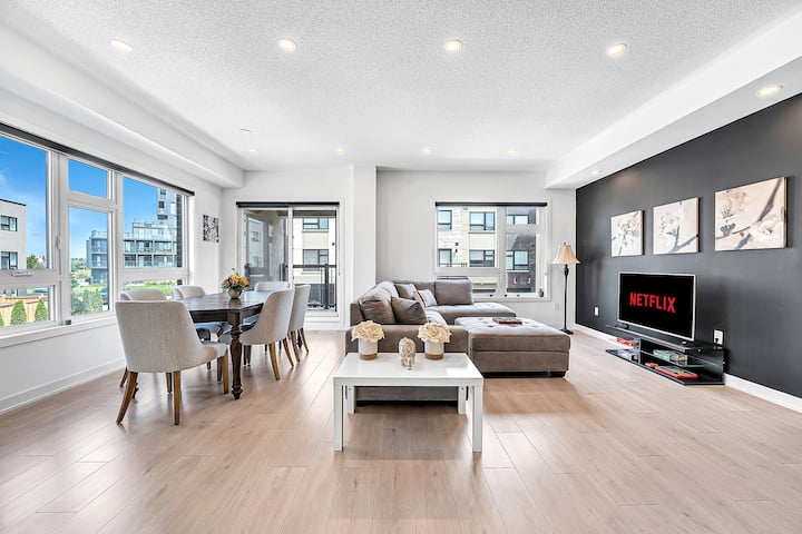 *Lovely* Newly Built 3br Home With Balcony - Burlington