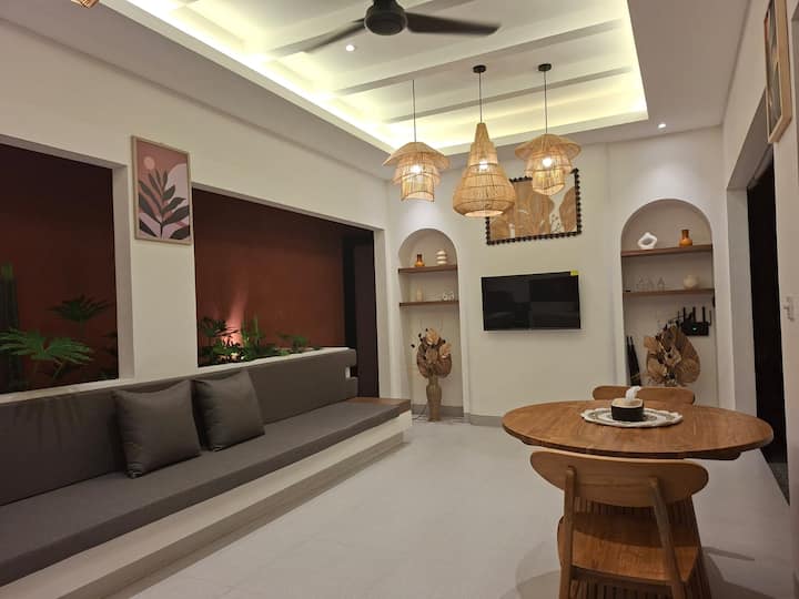 Kinari Villa Berawa Canggu Bali - Indonesia