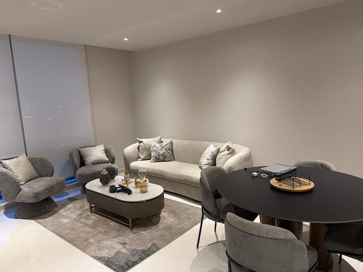 Departamento De Lujo En Paseo Santa Lucía - Monterrey