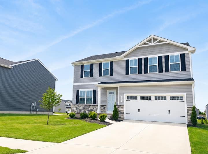 Lovely 3br- Minutes From Dining/shopping. - Sidney, OH