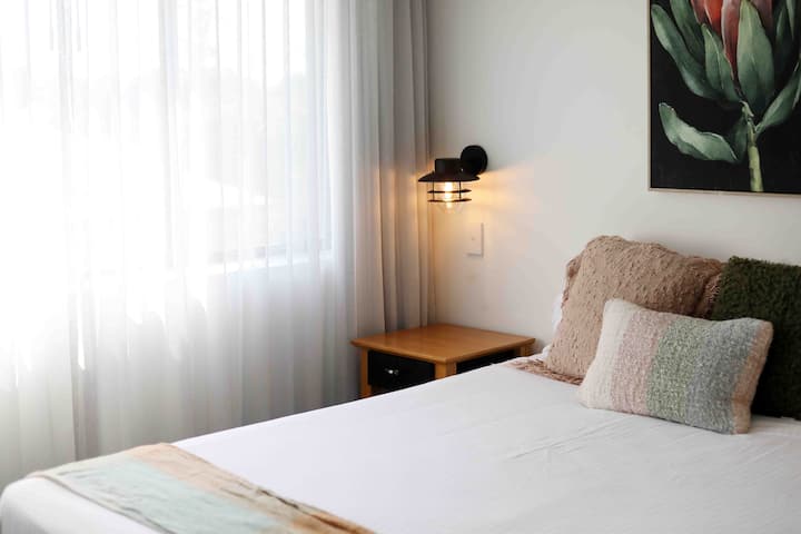 Pet-friendly Family Motel Suite - Uki