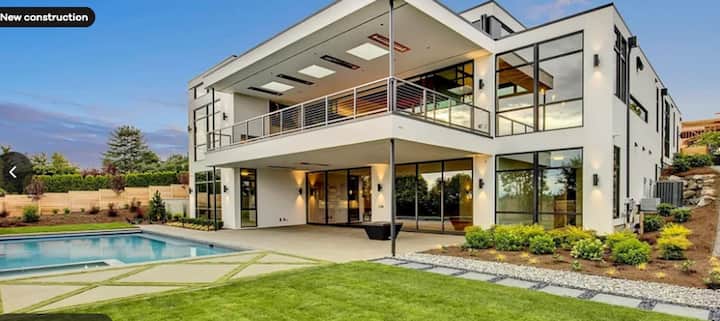 World Cup Luxury Estate: Seattle Views, Pool /Golf - Bellevue, WA