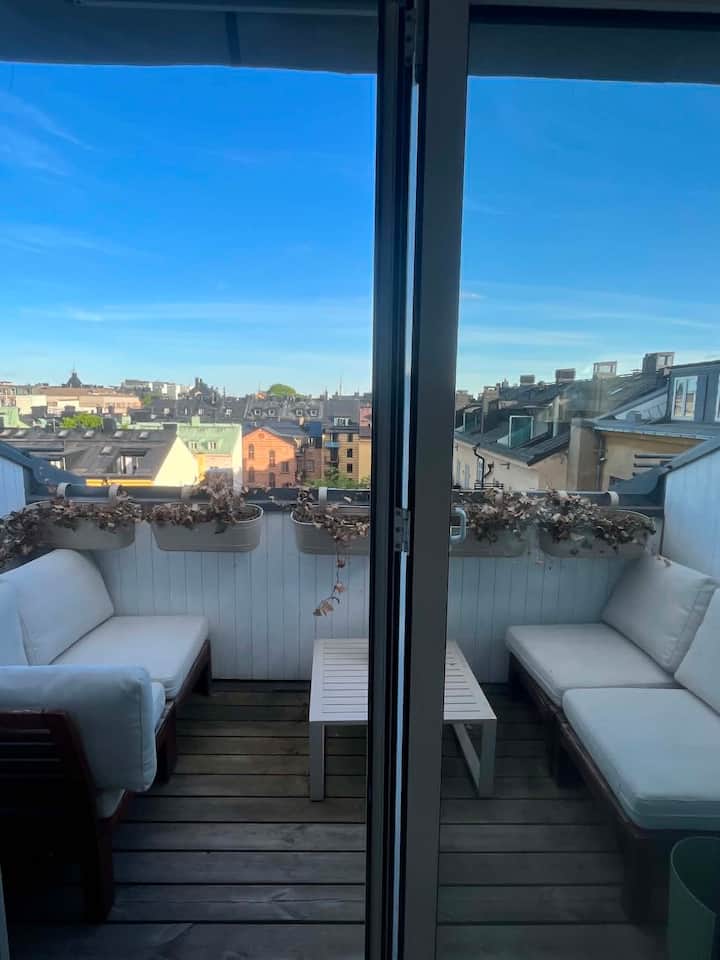 Stylish Penthouse Apartment With Beautiful Terrace - Stockholm