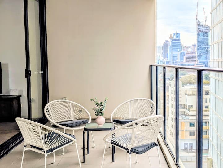 Modern Cozy Apartment Close To All Amenities! - Sydney