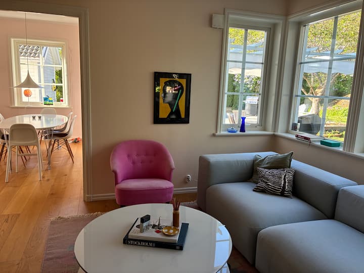 Familjevänlig Villa Med Pool Nära Mälaren - Uppsala