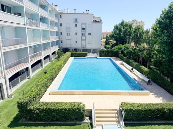 Sangria T2-piscine - Proche Mer - Wifi-parking - Canet-en-Roussillon