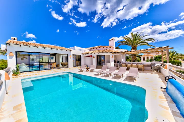 Casa Silvestre - Sea Views, Luxury Living + Sauna - Espagne