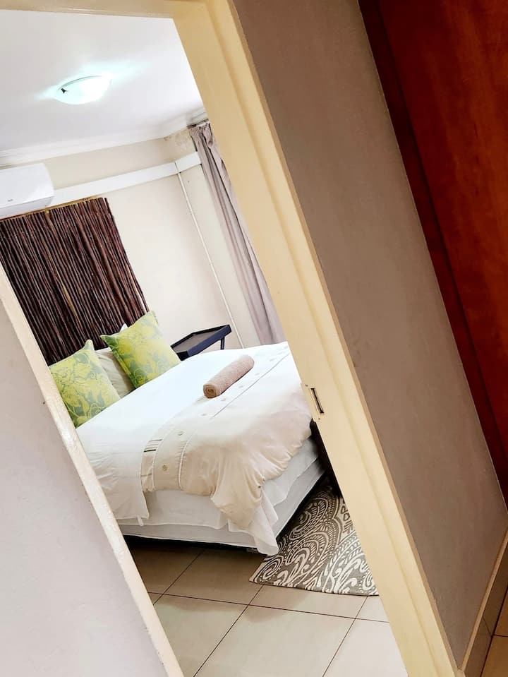 Standard Room(2 Sleeper) - Thohoyandou